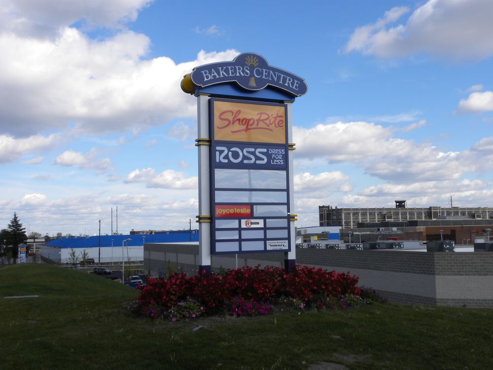 Multi-Tenant Pylon & Shopping Center Signs | Forman Signs