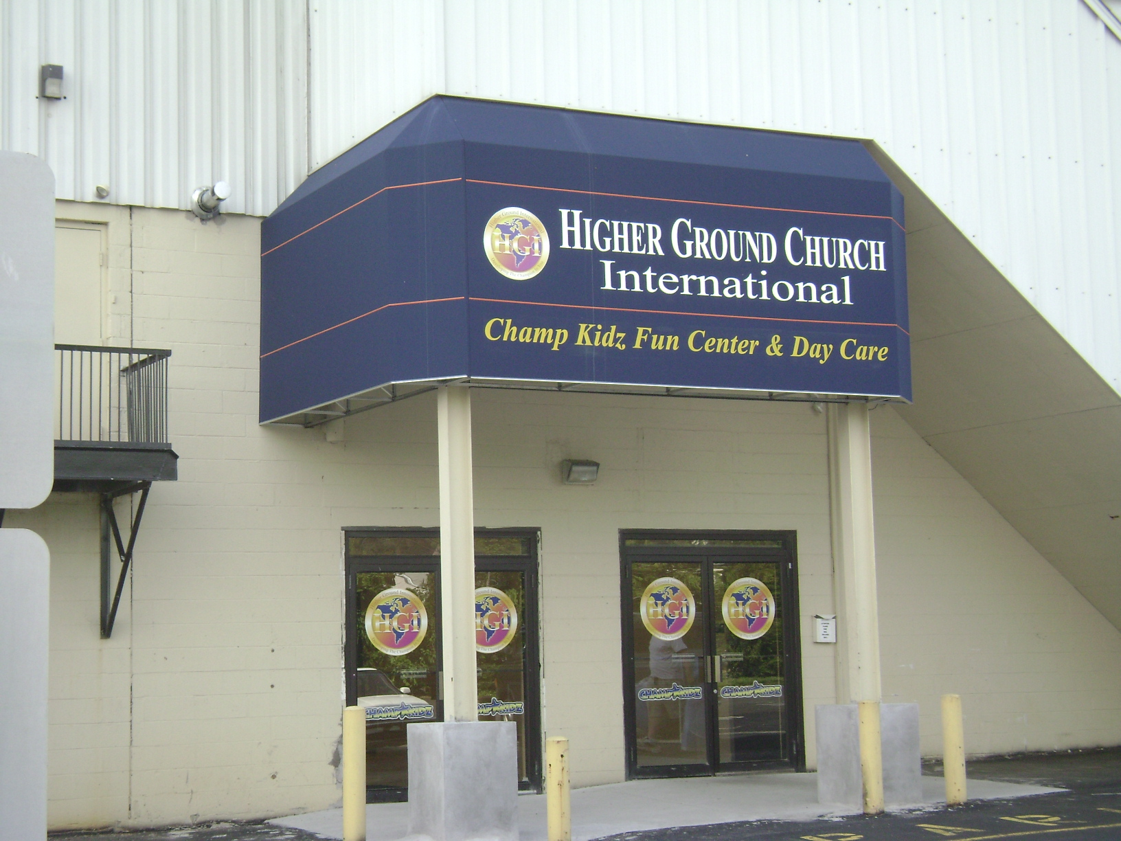 Custom Canvas Business Window Awnings | Forman Signs