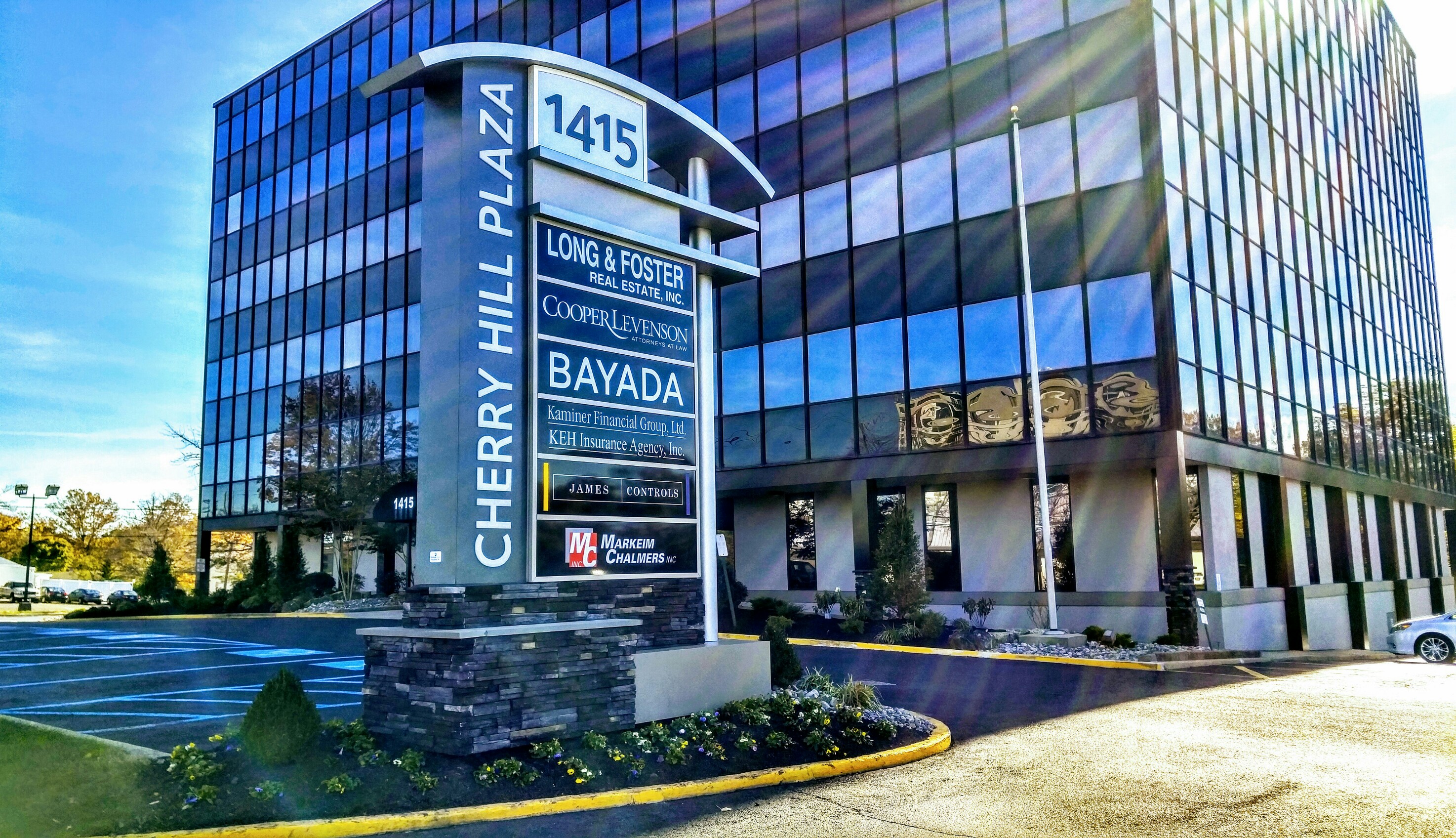 Multi-Tenant Pylon & Shopping Center Signs | Forman Signs