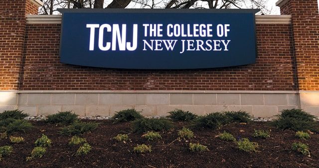 Custom School & College Campus Signs | Forman Signs