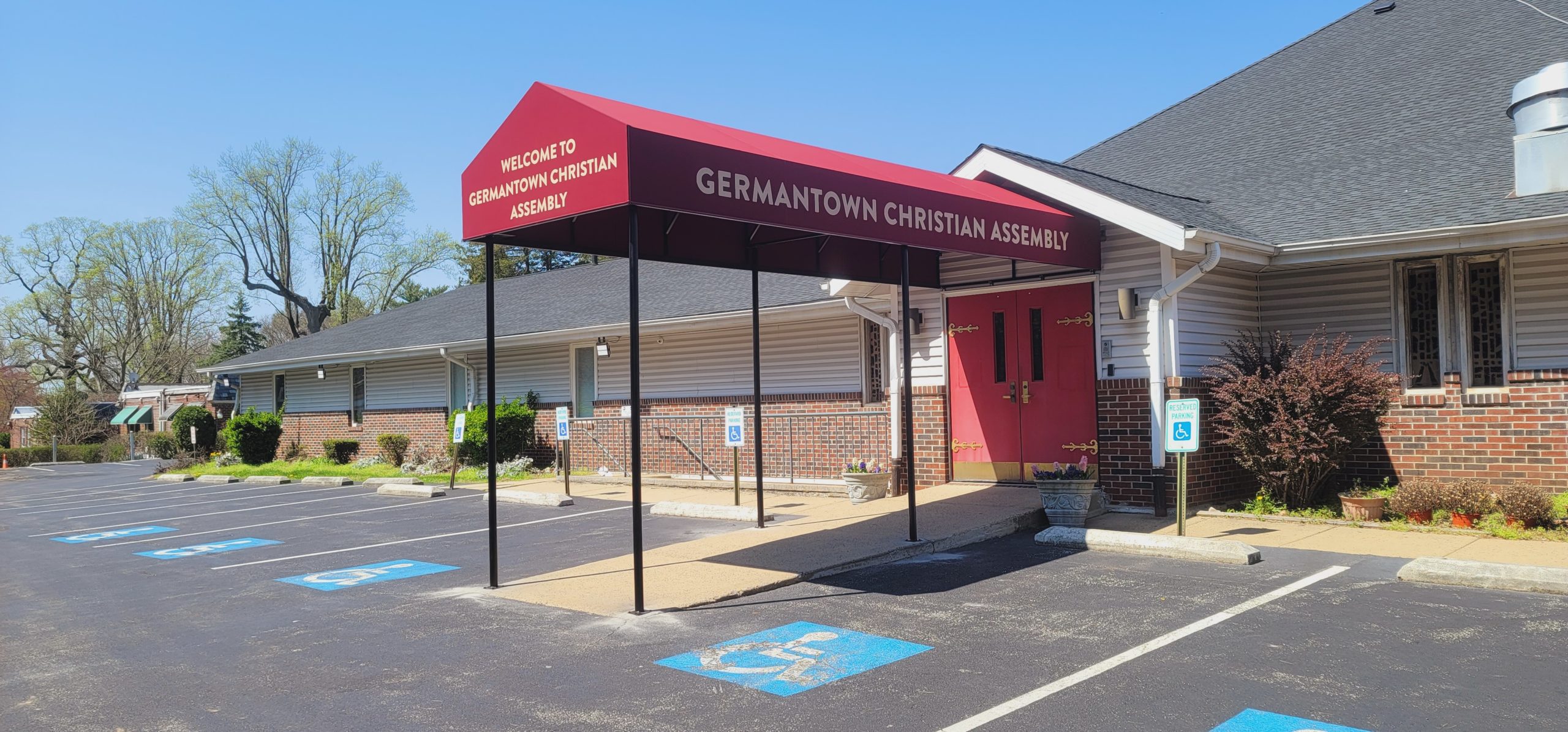 Custom Canvas Business Window Awnings | Forman Signs